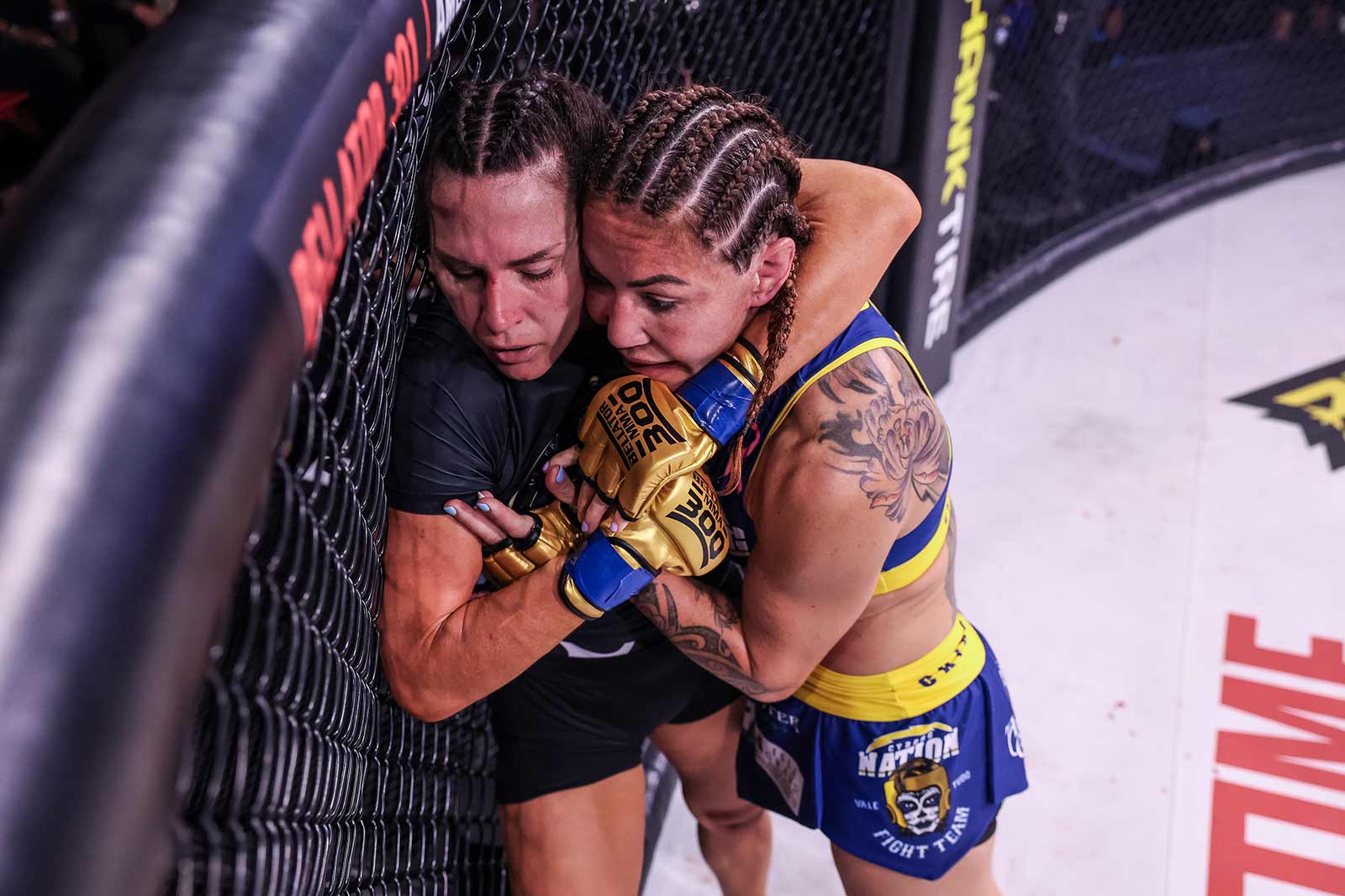 Bellator 300: Chris Cyborg KO's Cat Zingano Photo Gallery - MMA Weekly
