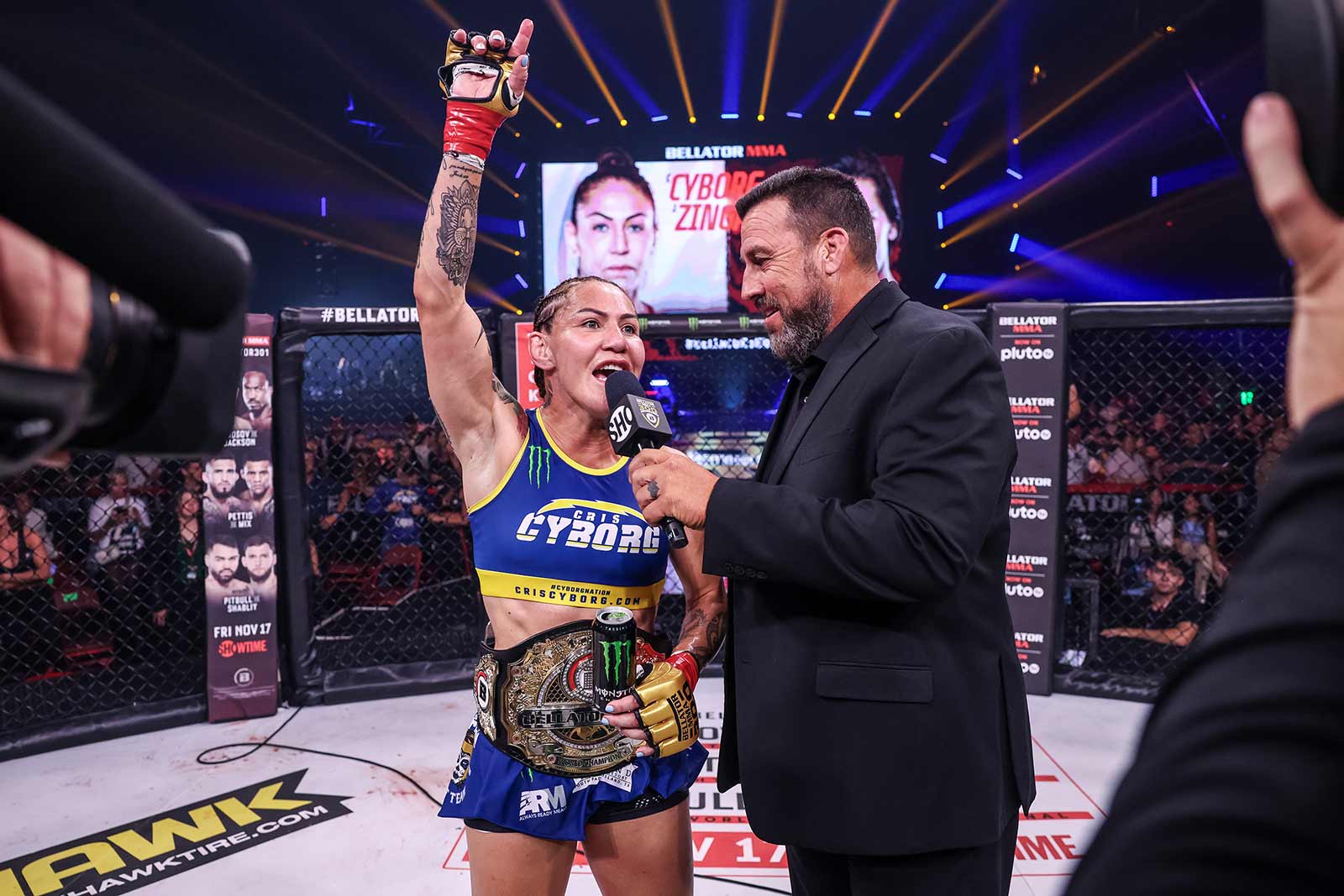 Bellator 300: Chris Cyborg KO's Cat Zingano Photo Gallery - MMA Weekly