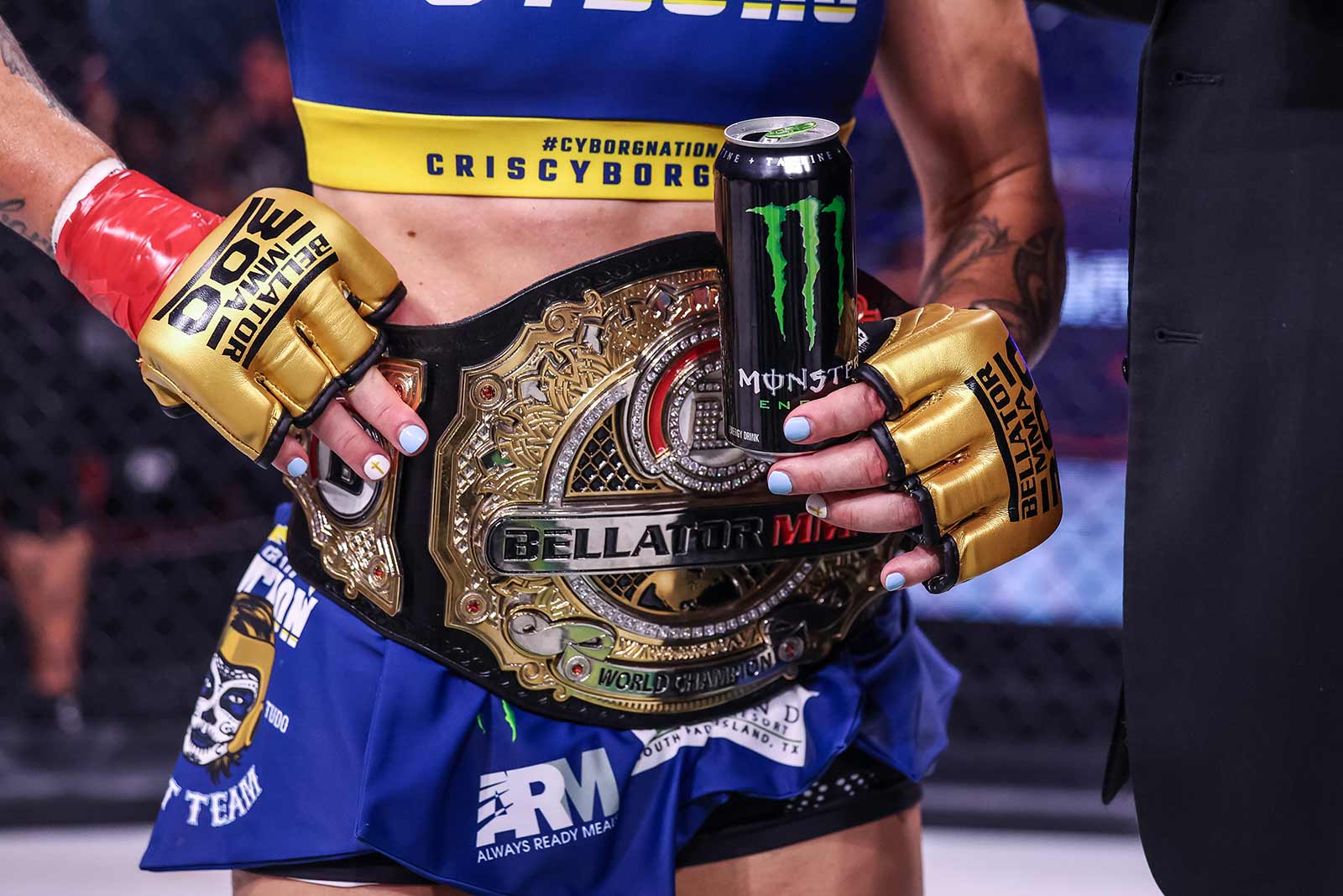 Bellator 300: Chris Cyborg KO's Cat Zingano Photo Gallery - MMA Weekly