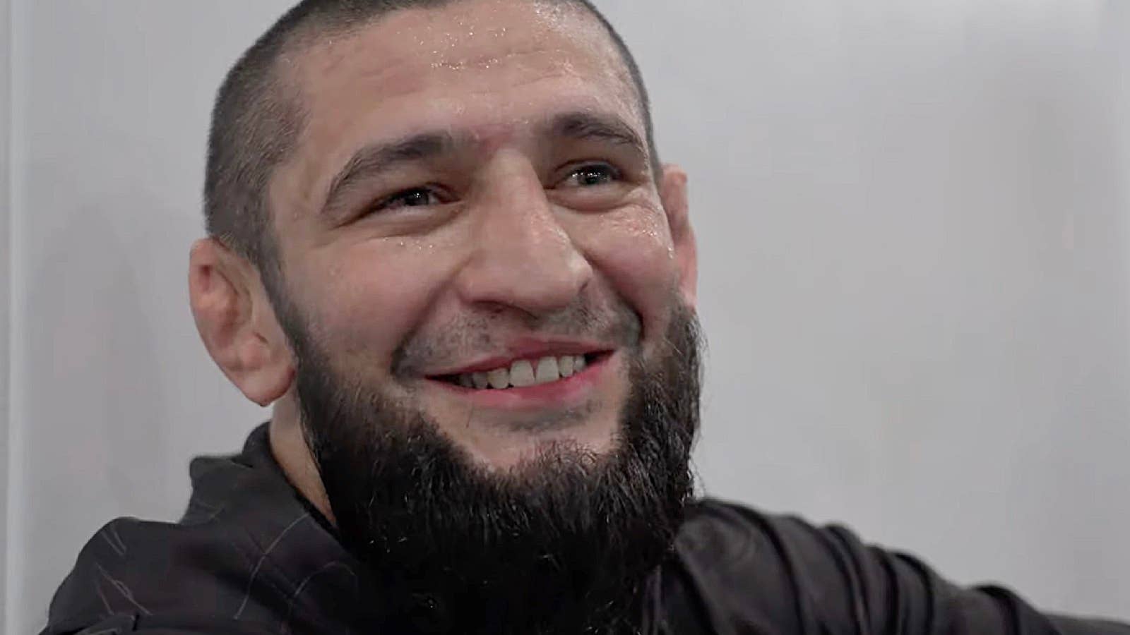 UFC 328 Embedded, Episode 3: 'I love my job' - MMA Weekly