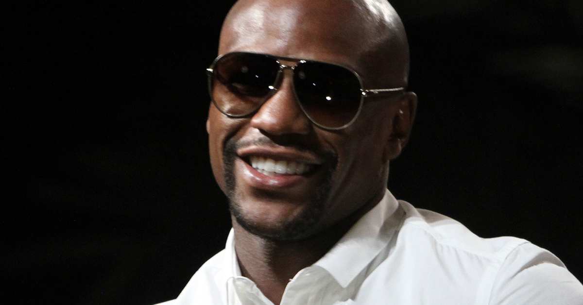 Floyd Mayweather fires referee mid-fight - MMAWeekly.com | UFC and MMA ...