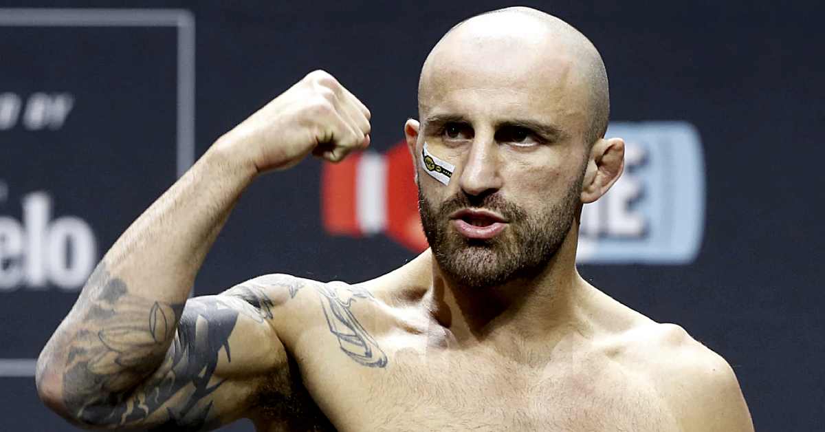 Alexander Volkanovski regains featherweight title in UFC 314 main event ...