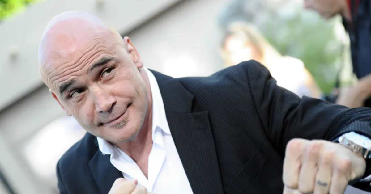 MMA legend says Jon Jones 'has to' take Tom Aspinall fight 'for himself ...