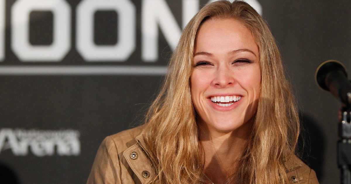 Ronda Rousey compares UFC fans to WWE fans, and UFC fans aren't going ...