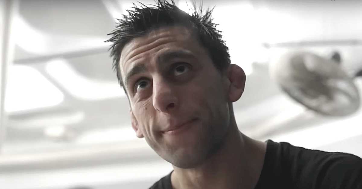UFC 301 Embedded, Episode 1: 'I'm coming to take the belt off him ...