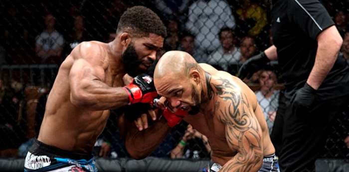 Chris Curtis Remains Champ with Devastating Knee to the Body (CES MMA ...