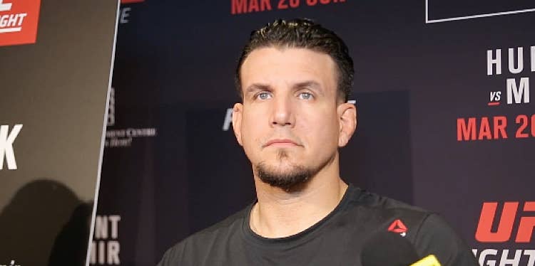UFC Fight Night 85 Video: Frank Mir Looks for the Finish, Not the Tap ...