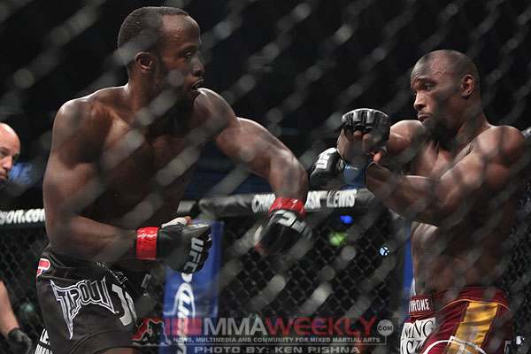 UFC 129 Play-by-Play: Claude Patrick vs. Daniel Roberts - MMAWeekly.com ...