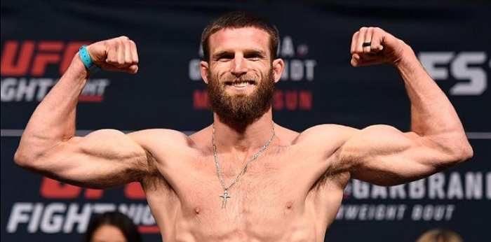 Jordan Rinaldi Scores Quick Sub in First Fight (UFC Mexico City Fight ...