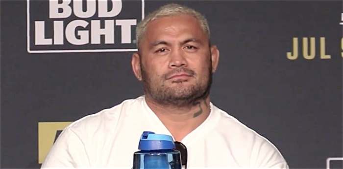 Mark Hunt Blasts the UFC After Being Pulled from UFC Fight Night in ...