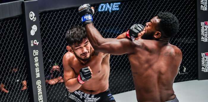 Aung La Nsang knocks out Leandro Ataides at ONE: 'Battleground ...