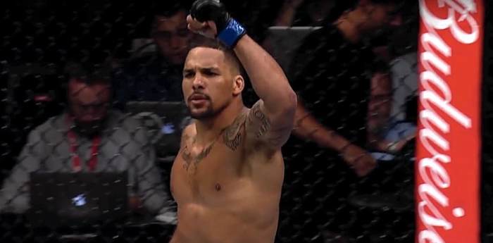 Eryk Anders ready to bite down and get after Khalil Roundtree at UFC ...