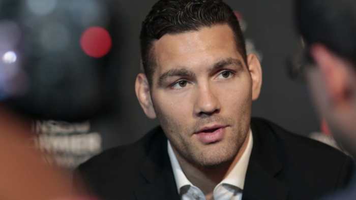 Chris Weidman reveals he suffered leg fracture at UFC 292 - MMAWeekly ...