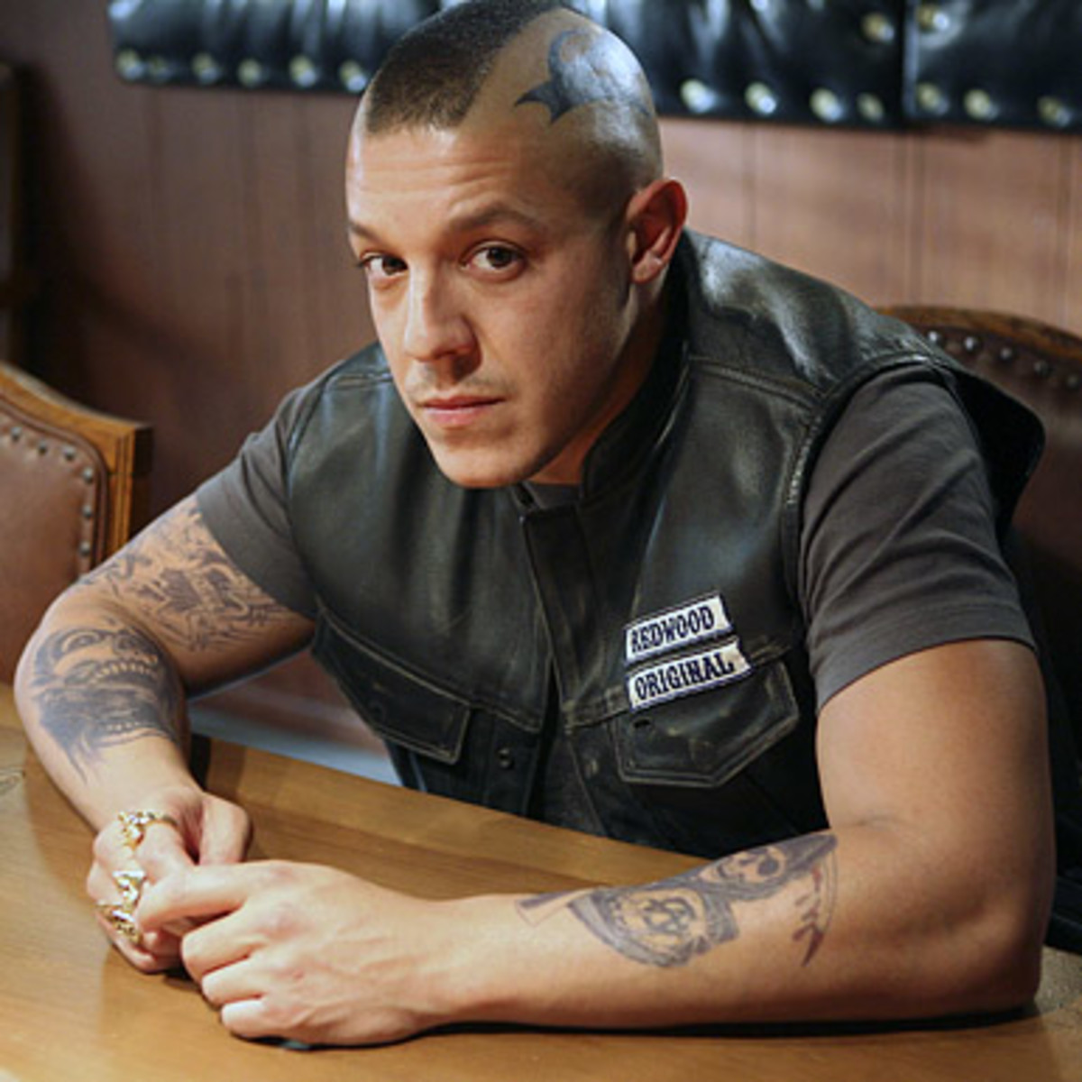 'Sons of Anarchy' Star Theo Rossi and His UFC 'Addiction' - MMAWeekly ...