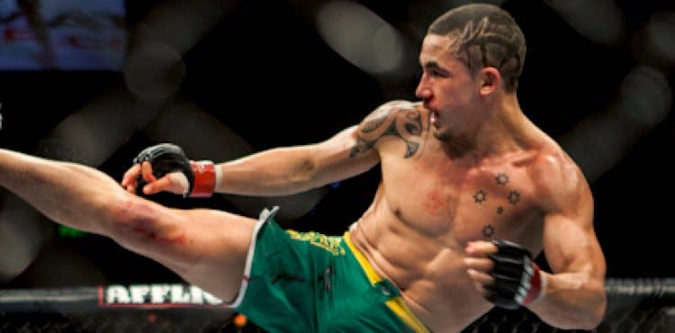 Robert Whittaker TKOs Jacare Souza, Ascends Middleweight Division (UFC ...