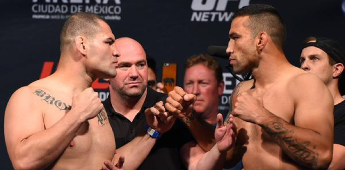 Reader's Choice 2015 Submission of the Year: Fabricio Werdum Taps Out ...