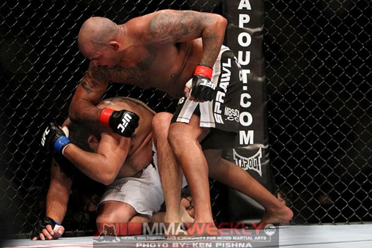 Following a Year at Middleweight, Joey Beltran Jumps to Heavyweight at ...