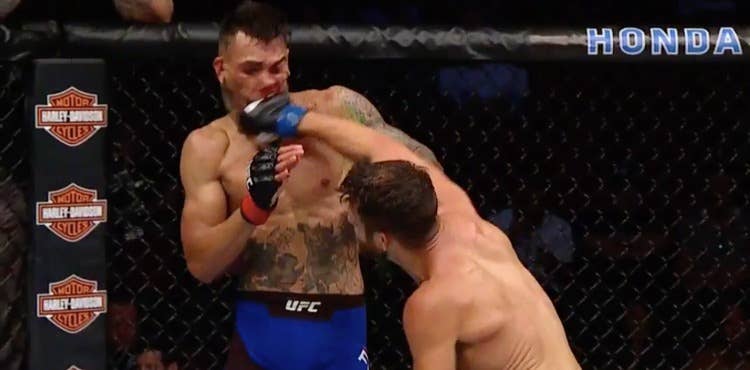 Calvin Kattar Upsets Andre Fili in Octagon Debut (UFC 214 Fight ...