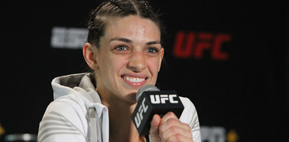 Mackenzie Dern breaks down Zhang Weili vs Rose Namajunas | UFC Vegas 23 ...