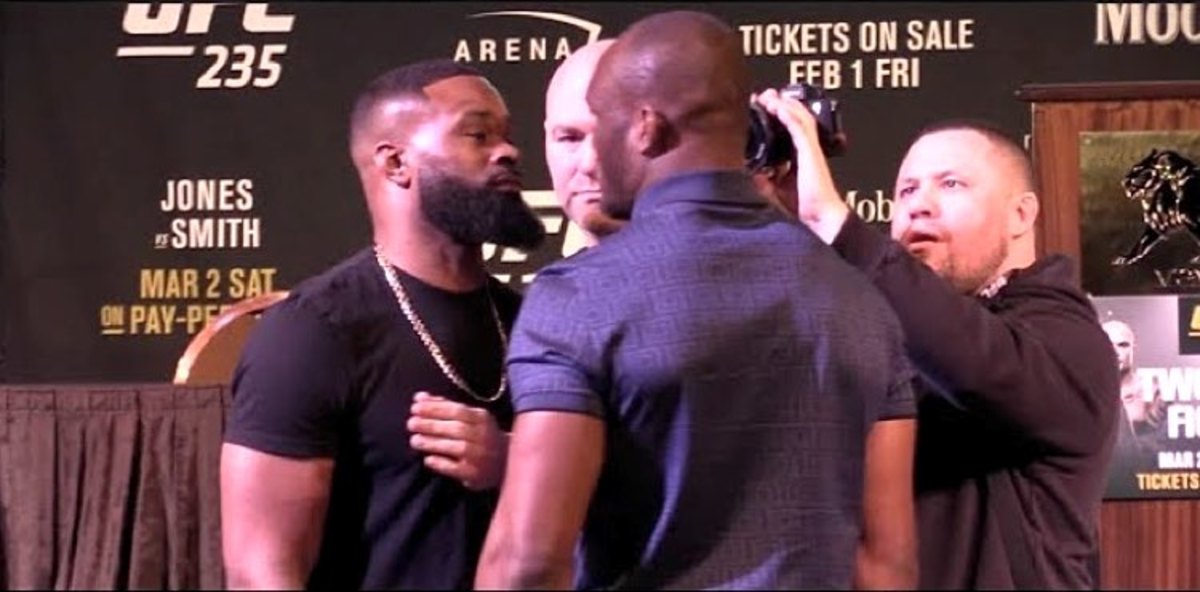 Tyron Woodley and Kamaru Usman Get Into Heated Exchange at UFC 235 ...