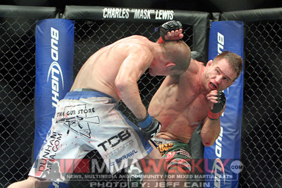 Sean Sherk Takes The Split Decision From Evan Dunham - MMAWeekly.com ...