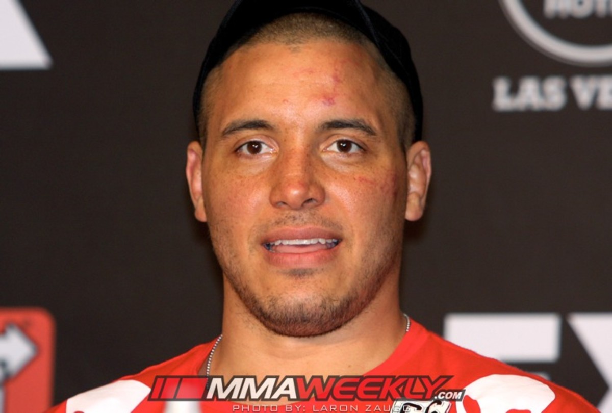 Pat Barry at the TUF 16 Finale Post-Fight Press Conference (UFC Video ...