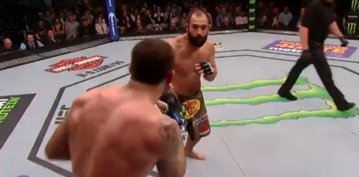 Johny Hendricks Gif