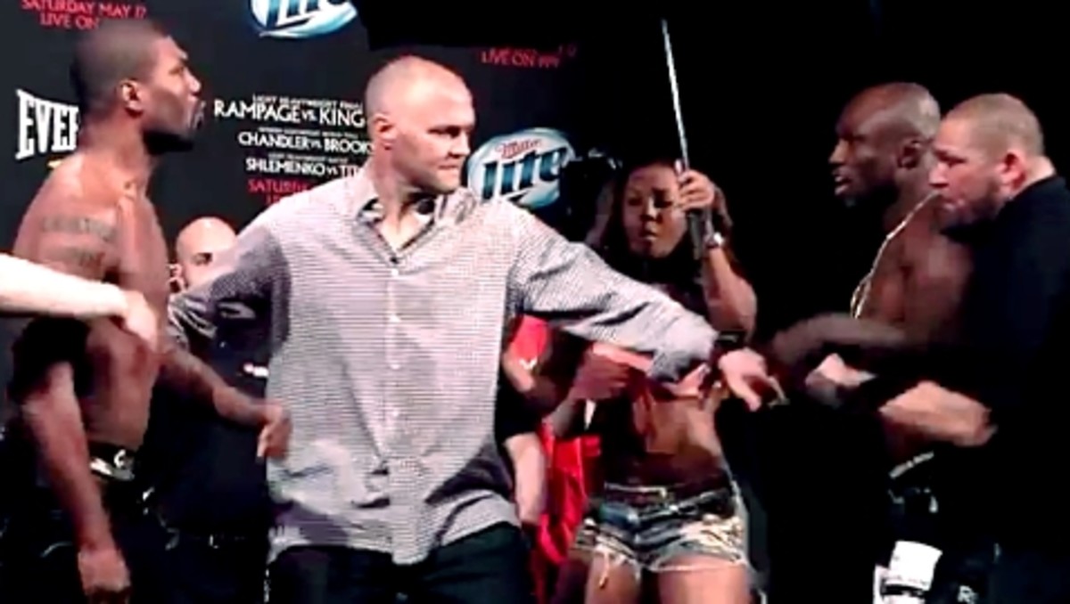 Push Comes to Shove for Rampage and King Mo at Bellator 120 Weigh-ins ...