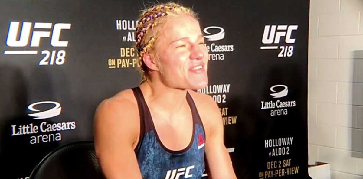 Felice Herrig suffers torn ACL knocking her out of UFC 238 in Chicago ...