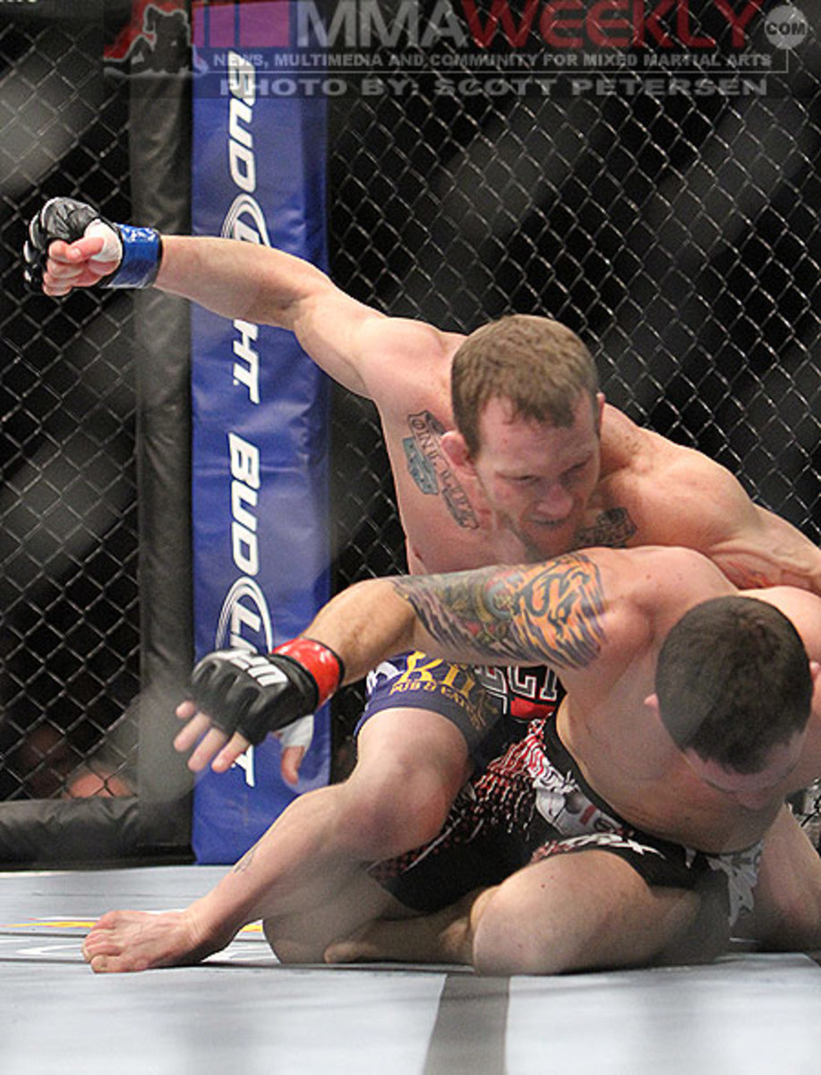 UFC 125: Epic War Ends in Draw Between Edgar and Maynard - MMAWeekly ...