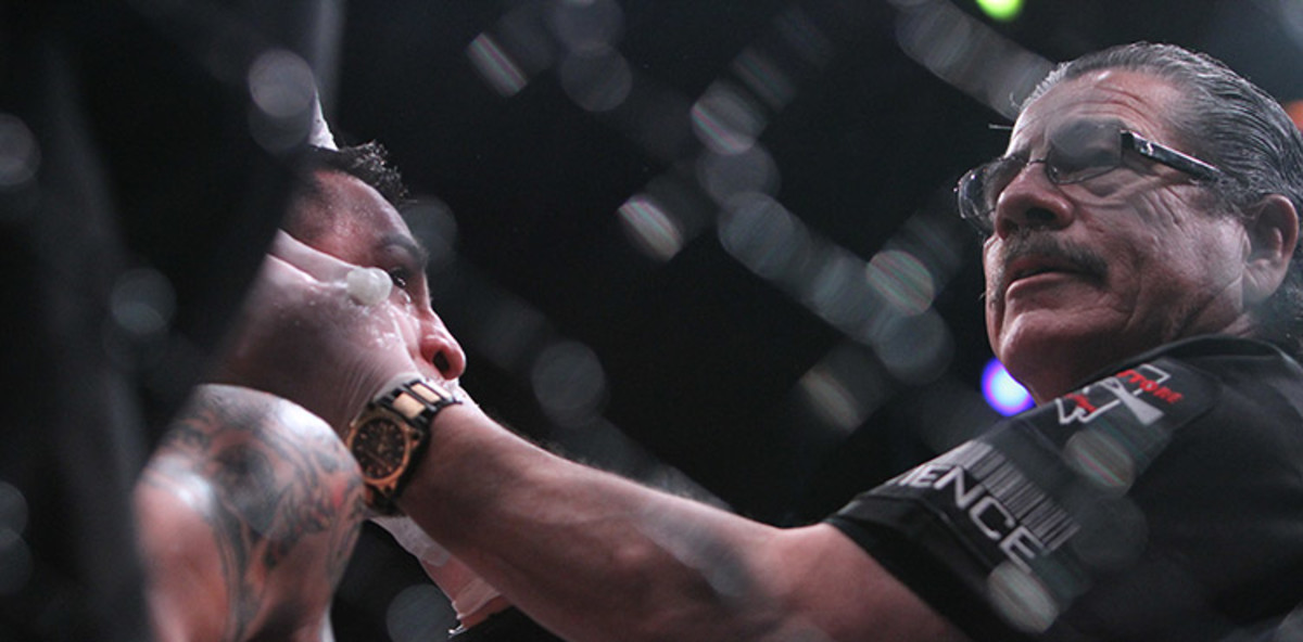 Former UFC Cutman Stitch Duran Joins Bellator - MMAWeekly.com | UFC and ...