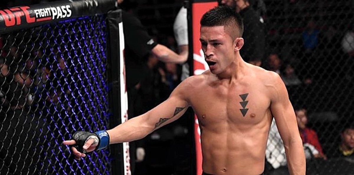 Martin Day believes his striking will be too much for Davey Grant in ...