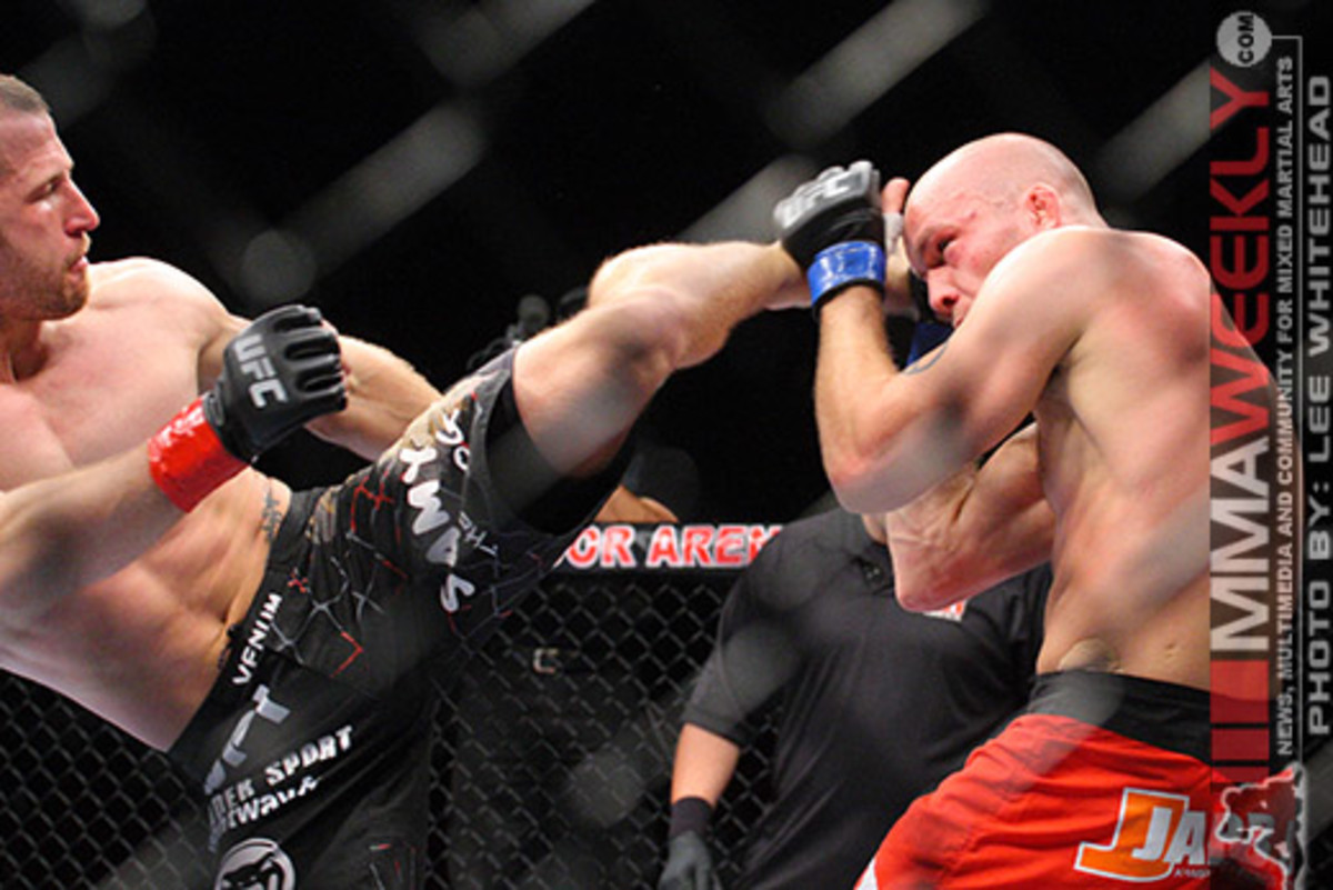 UFC 89 Live Results, Play-By-Play, & Photos - MMAWeekly.com | UFC and ...