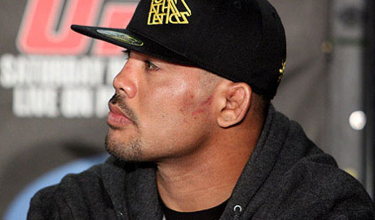 Mark Munoz vs. Chris Weidman Headlines UFC on Fuel 4 in July ...