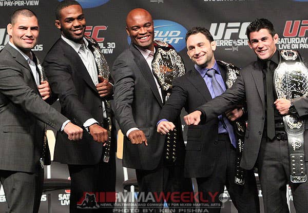 Jon Jones Vs Cain Velasquez