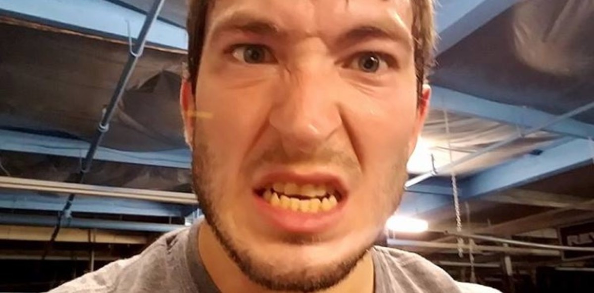 Tim Caron Looking To Choke Out Timothy Woods at CES 48 - MMAWeekly.com ...