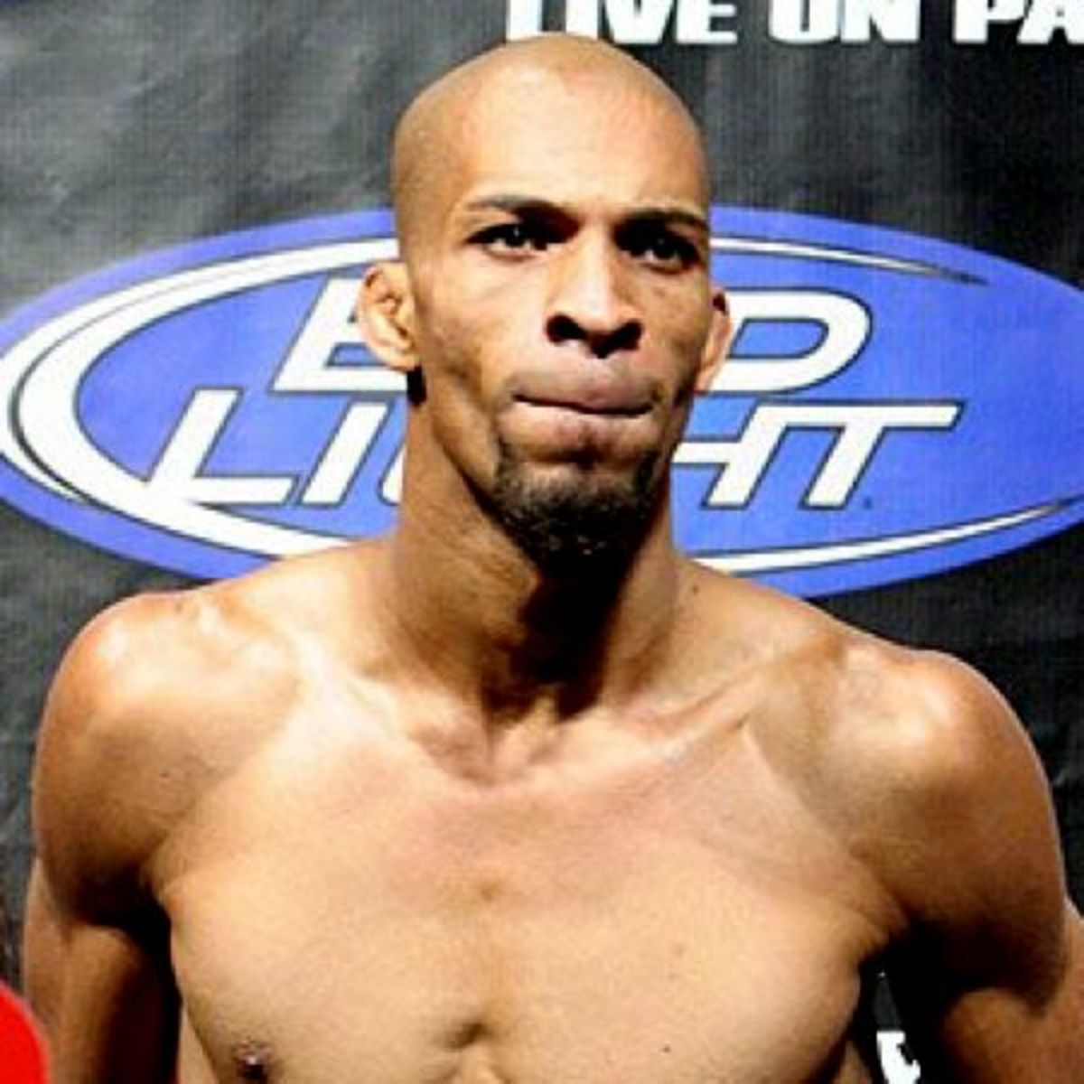 Wife Confirms UFC Veteran Corey Hill Dead at Age 36 - MMAWeekly.com ...