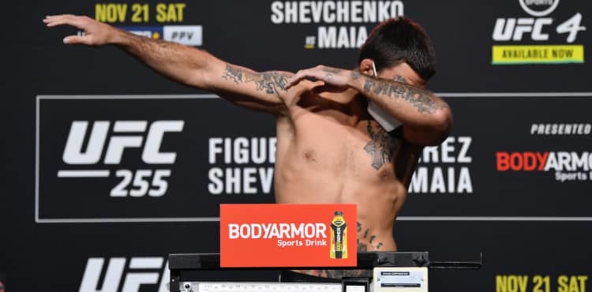 UFC 255 weigh-in results: Dual flyweight championship bouts set; Mike ...