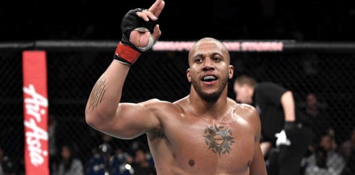 Ciryl Gane Finishes Tai Tuivasa In Ufc Paris Main Event