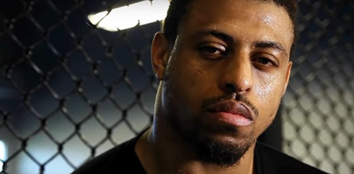Greg Hardy Disqualified in UFC Debut After Illegal Knee - MMAWeekly.com ...