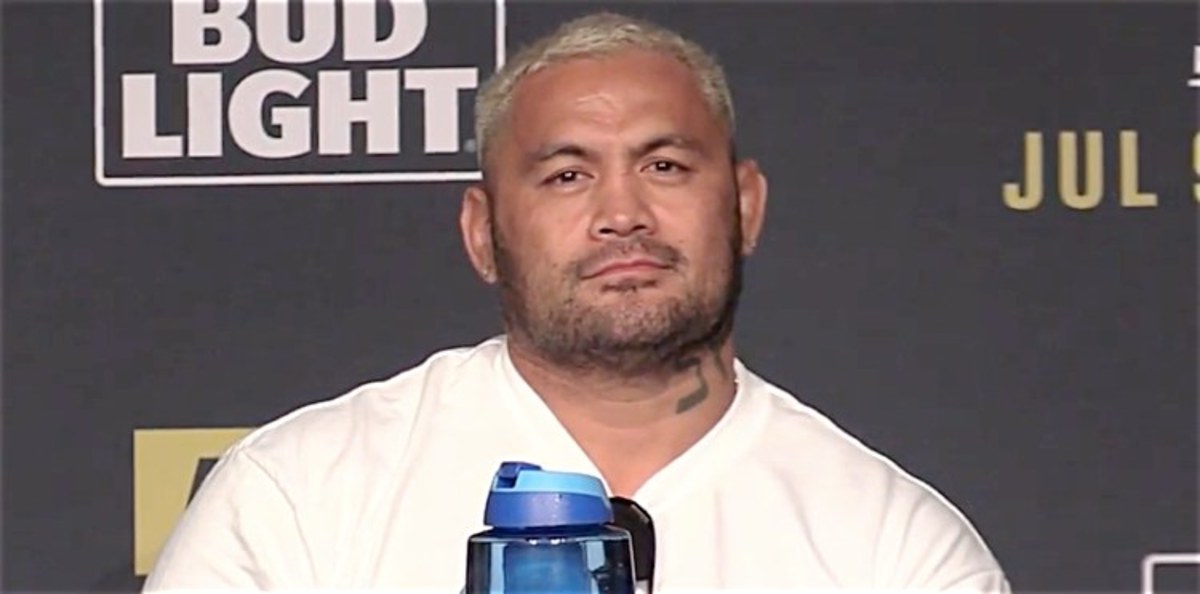 Mark Hunt Blasts the UFC After Being Pulled from UFC Fight Night in ...