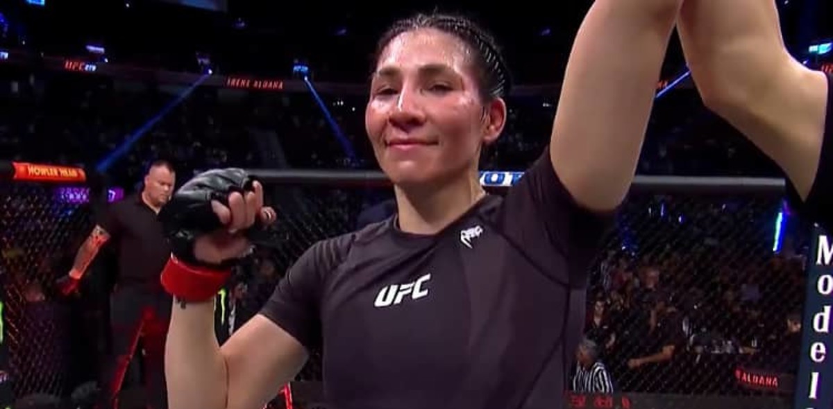 Watch Irene Aldana earn title shot with Macy Chiasson KO 👊 UFC Fight ...