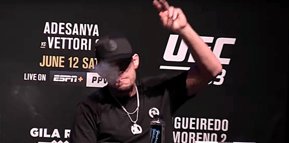 Nate Diaz puffs weed at UFC 263 Pre-fight Press Conference | Video ...