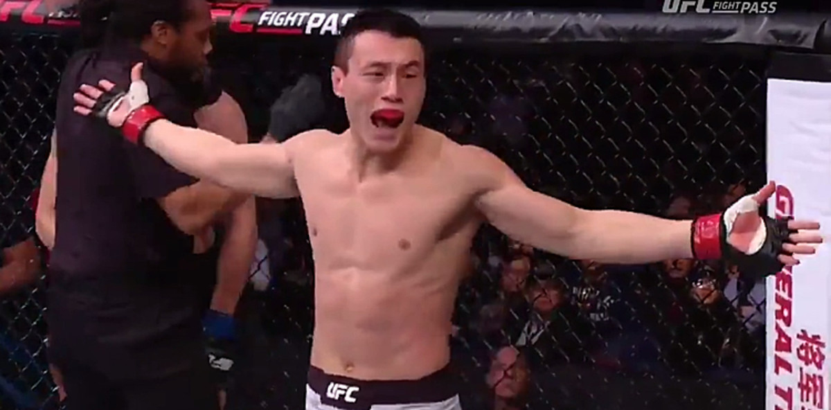 Song Kenan Walks Through Bobby Nash (UFC Shanghai Highlights ...