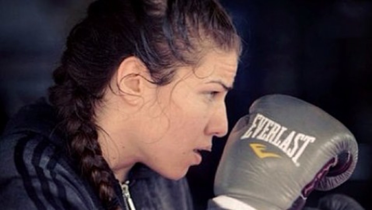Meet The Ultimate Fighter 18 Team Rousey Assistant Coach Marina Shafir ...