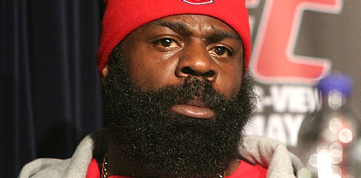 Bellator Bringing Kimbo Slice Back to the Cage - MMAWeekly.com | UFC ...