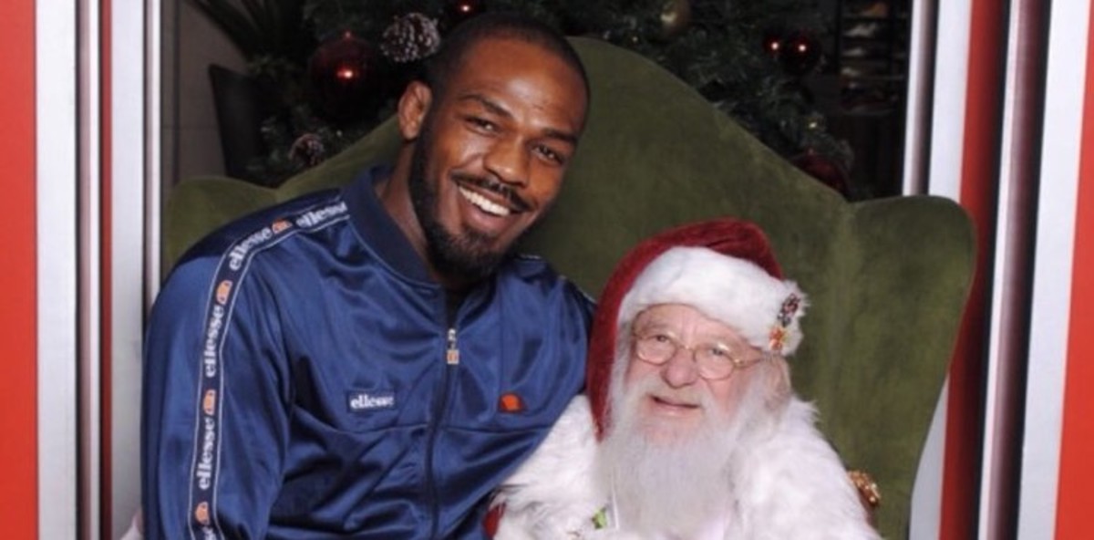 This is How UFC Fighters Celebrated Christmas - MMAWeekly.com | UFC and ...