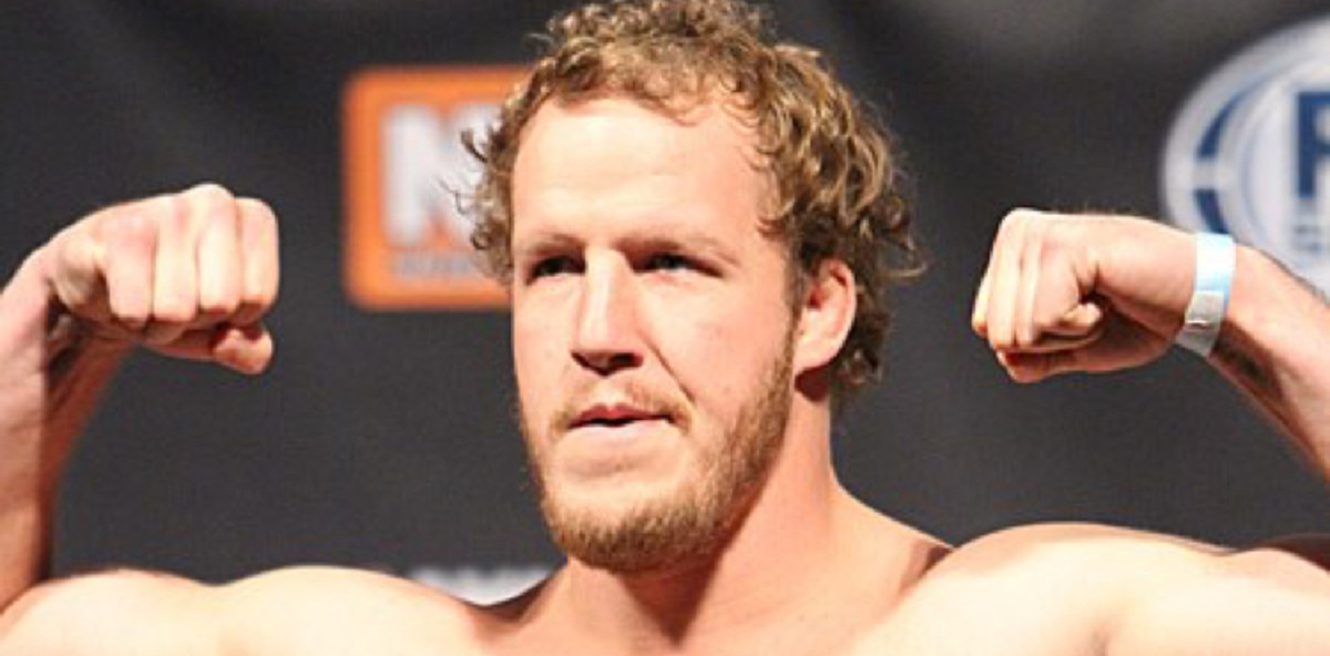 World Series of Fighting Signs Heavyweights Jared Rosholt and Ashley ...