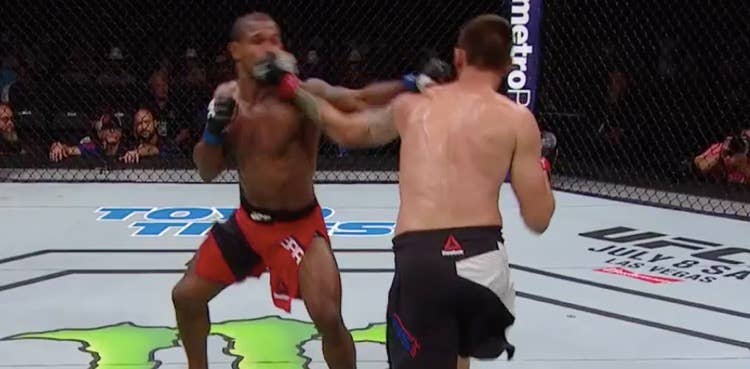 Tim Means Gets the Better of Alex Garcia (UFC Oklahoma City Fight ...