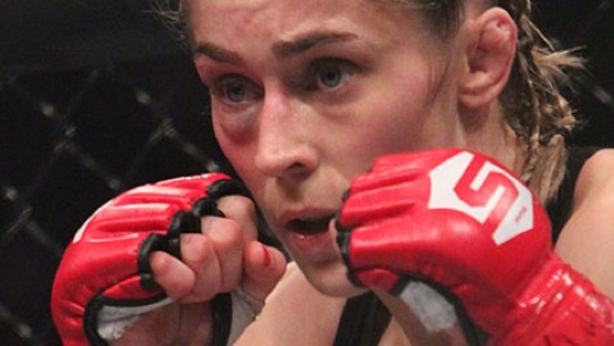 Despite Loss of Title Bout, Marloes Coenen Eager to Fight at Bellator ...